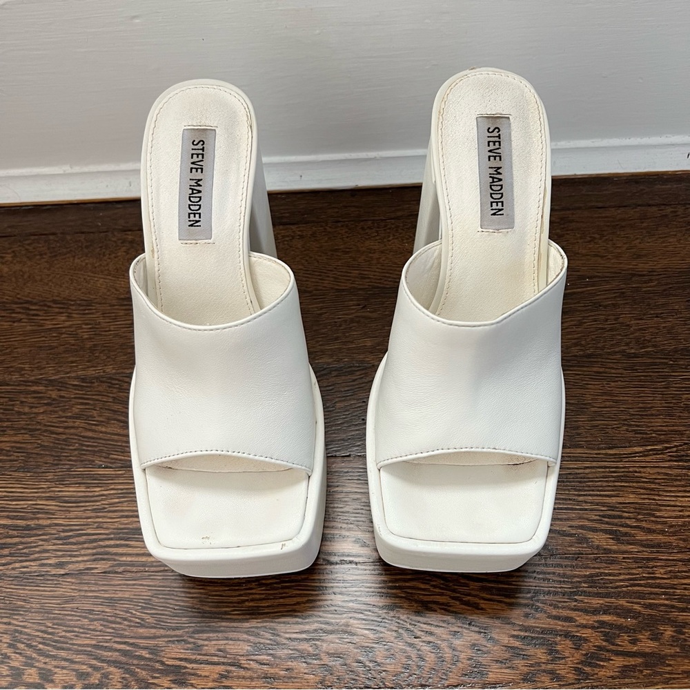 Steve Madden Trixie White Platform Heel - Gem